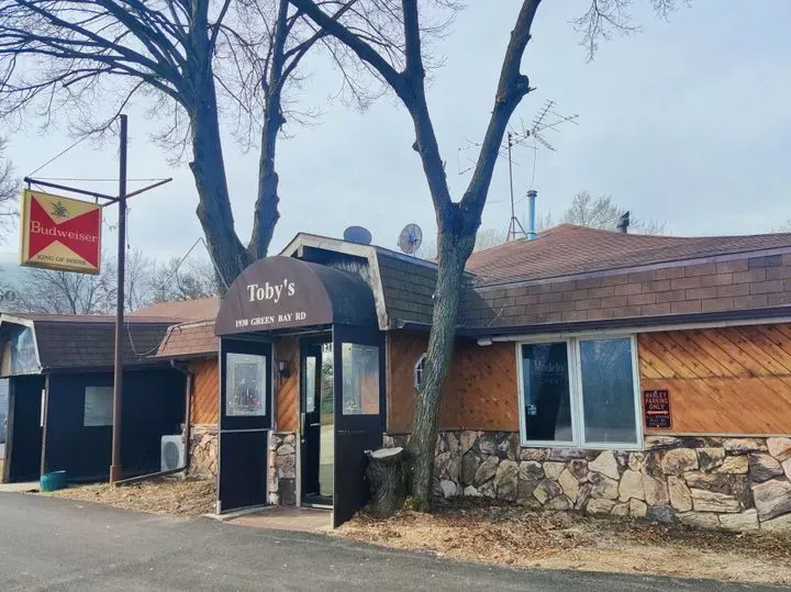 Toby's Tavern | North Chicago, IL | Checkle