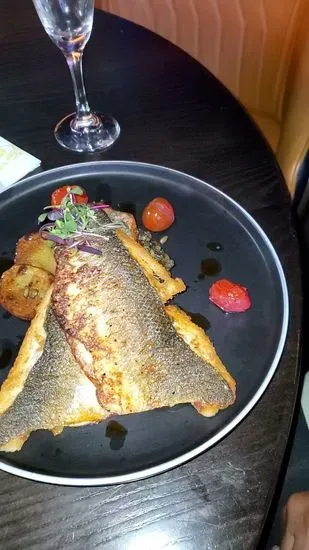 Xperience Kitchen & Cocktails - Avenel, NJ