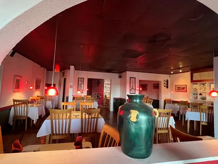 Chez Axel French Restaurant - Updated September 2025