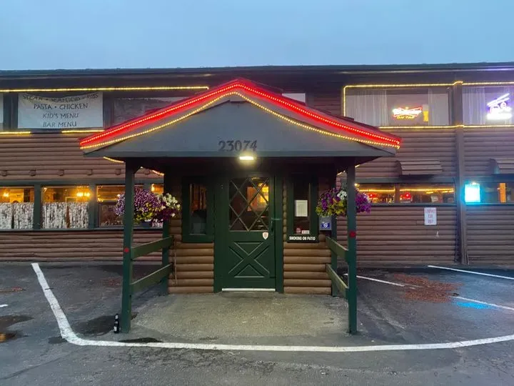 Snake River Saloon and Steakhouse - Updated October 2025