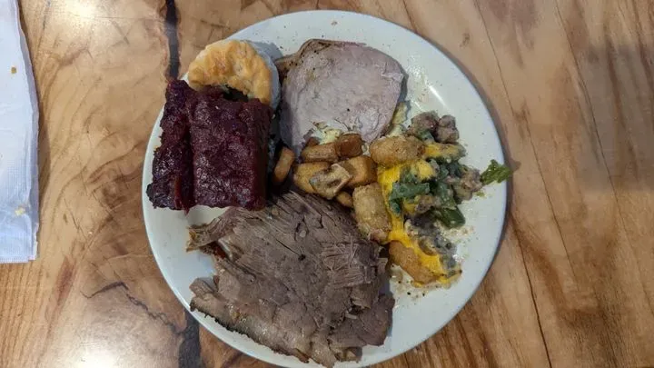 The Bull Pen Sports Bar and Grill | Luverne, MN | Checkle