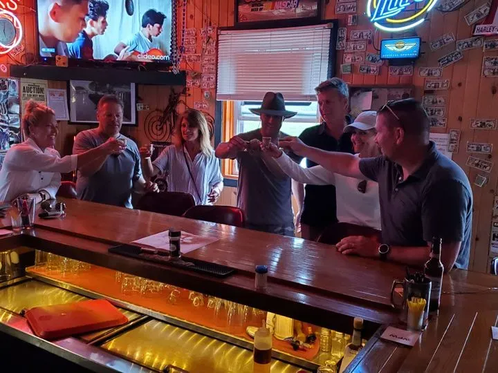Mitchell's Liquor Box Tavern & Tackle - Updated September 2025
