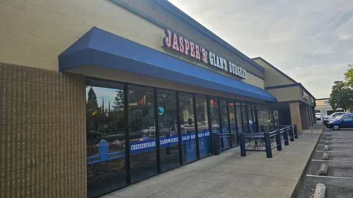 Jasper's Giant Burgers | Gold River, CA | Checkle