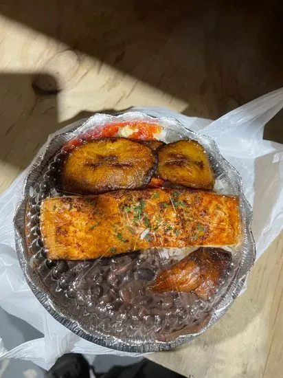 Hunts Point Juice Bar & Deli | West Bronx, NY | Checkle