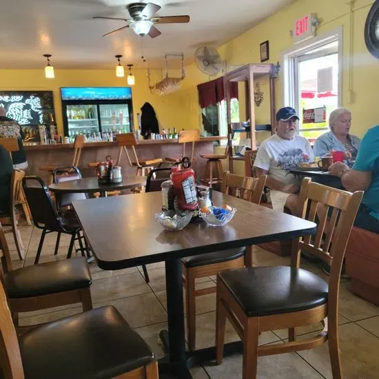 The Red Rooster Restaurant Menu | LaBelle, FL | Checkle