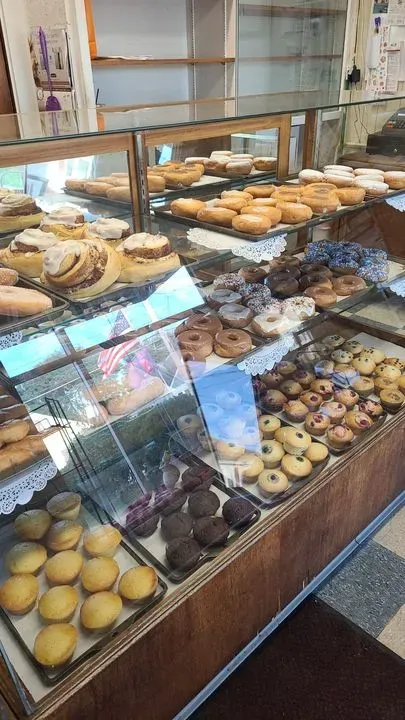 Bachini's Bakery | Pawtucket, RI | Checkle