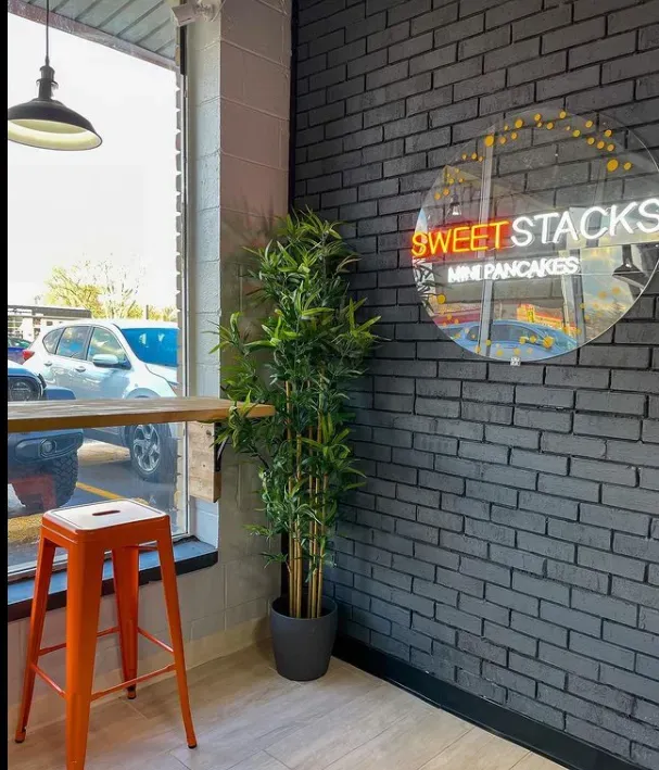 Sweet Stacks | Garden City, MI | Checkle