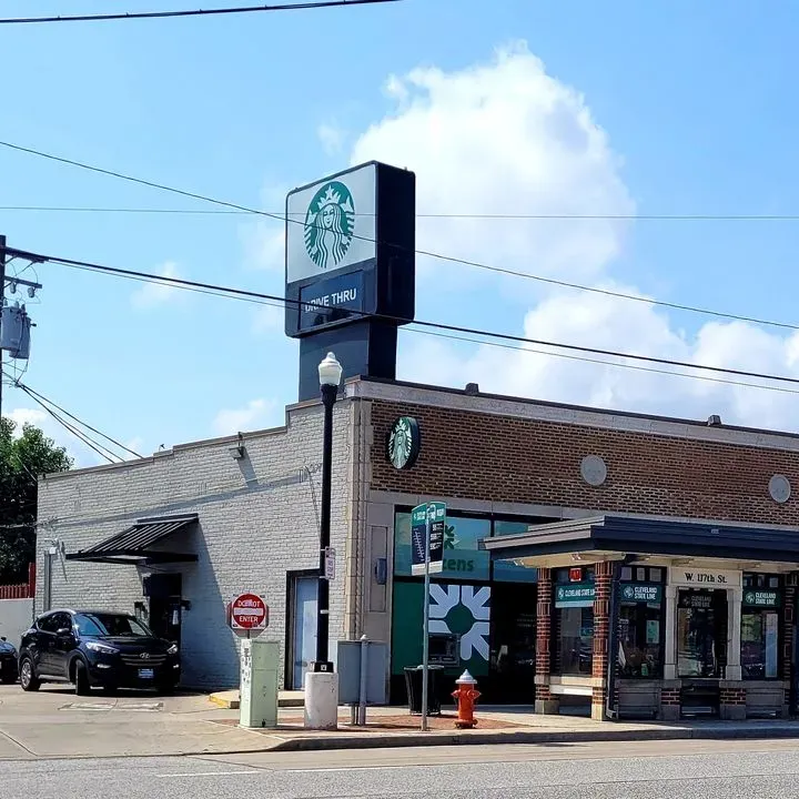 Starbucks | Cleveland, OH | Checkle