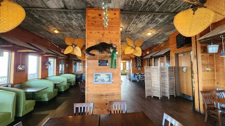 Frenier Landing Restaurant and Oyster Bar | Laplace, LA | Checkle