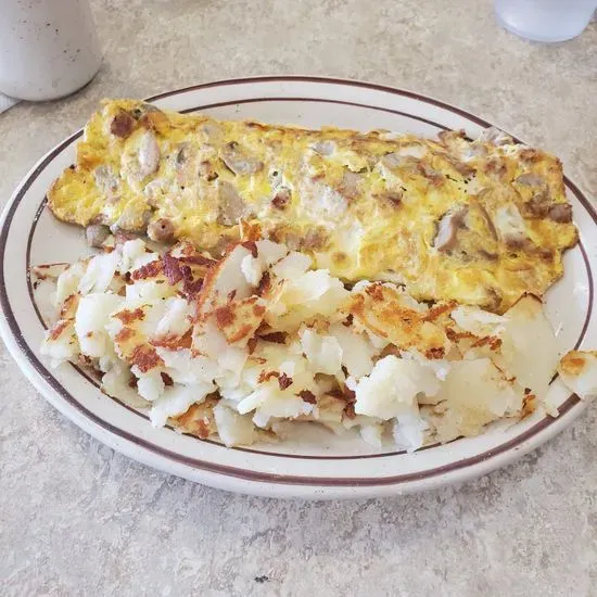 Canton Family Restaurant | Canton, IL | Checkle