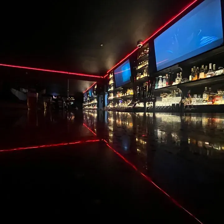The Hound Bar | South Gate, CA | Checkle