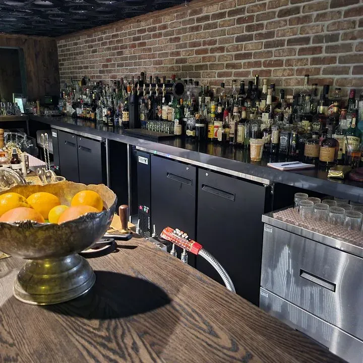 Sunny's Lounge (Say Less) | Phoenix, AZ | Checkle