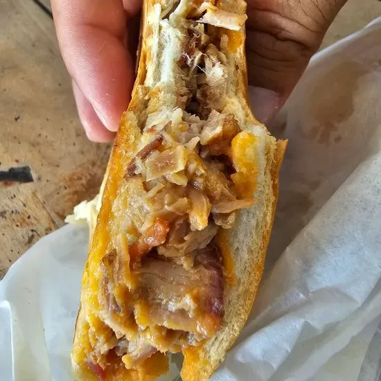 Mejor Pan Con Lechon | Miami, FL | Checkle