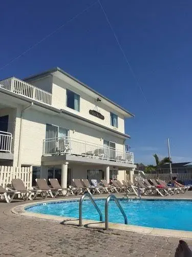 The Engleside Inn and Restaurant | Beach Haven, NJ | Checkle