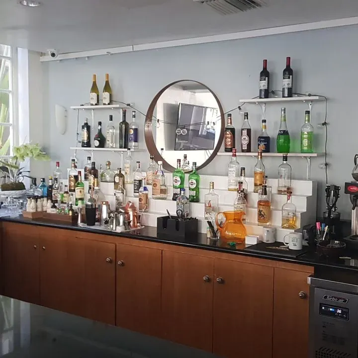 La Flora Craft Cocktail Bar | Miami Beach, FL | Checkle