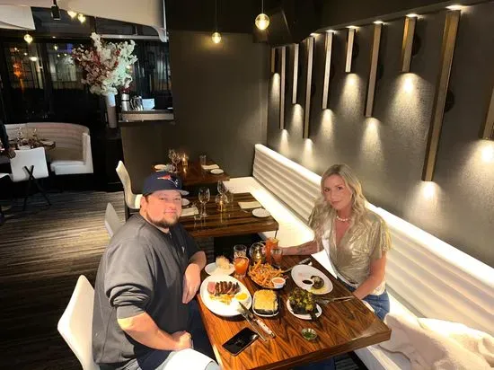 Best Lounge in Charlotte, NC - Checkle