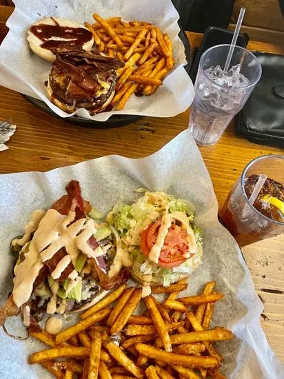 Lola's Family Restaurant | Chester, CA | Checkle