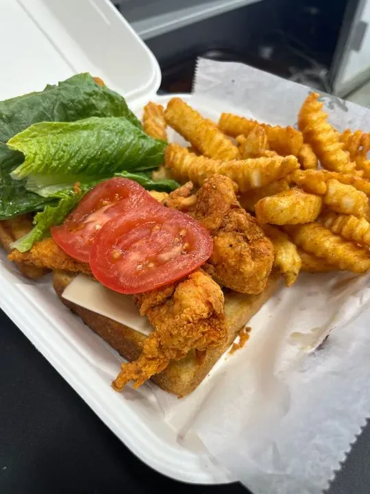 GiGi’s Betchin Chick-N | Salida, CO | Checkle