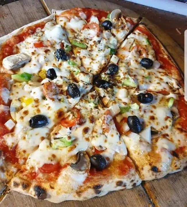 Bella Mia Wood Fired Pizzas | Matlock | Checkle