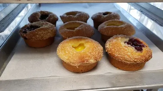 La Estrella Bakery | San Bernardino, CA | Checkle